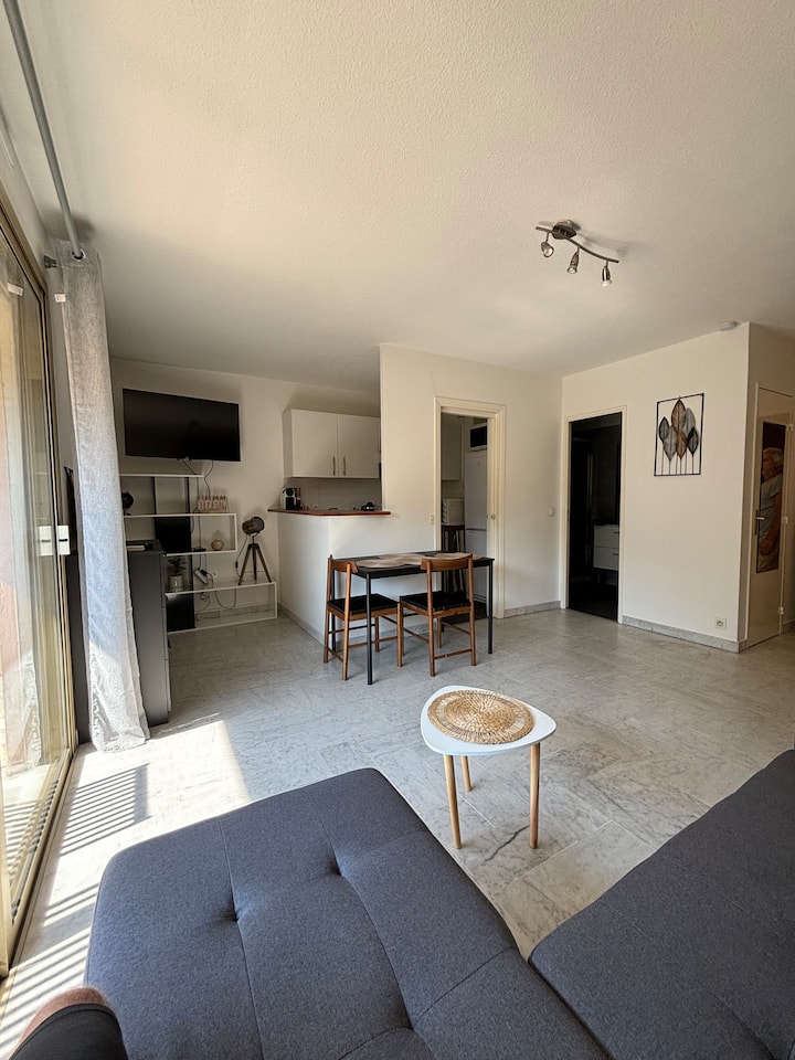 Appartement Lumineux Avec Terrasse Et Climatiseur - Théoule-sur-Mer