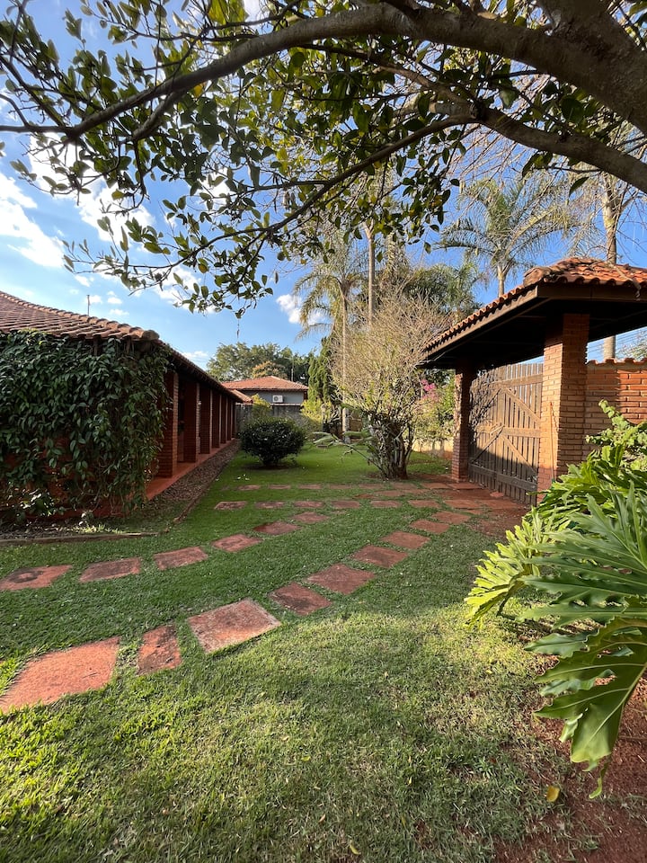 Casa Confortável E Muito Verde - Boituva