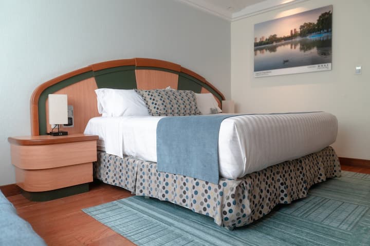 Kescandón · Condesa, Wtc · Desayuno Buffet Incl. - Ciudad de México