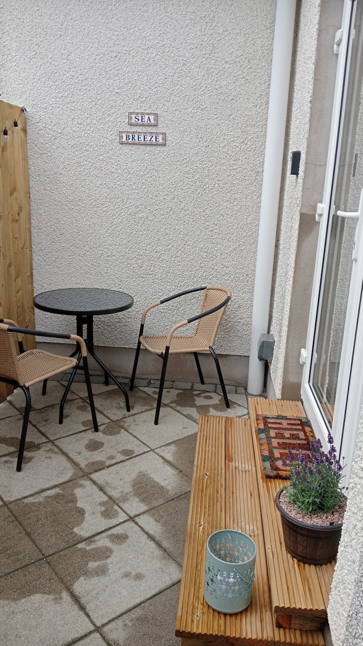Sea Breeze Guest Suite - Castlerock