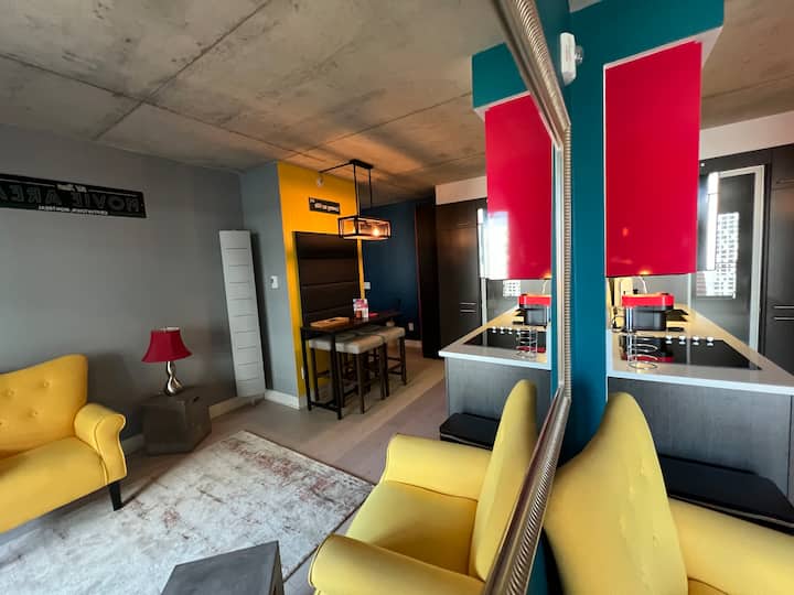 Condo Griffintown | Skyline View - Montréal, QC