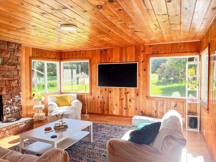 Rustic Wildflower Island Retreat - Bainbridge Island, WA