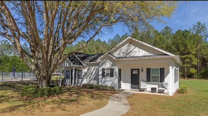 Trawick Cottage - Dothan, AL