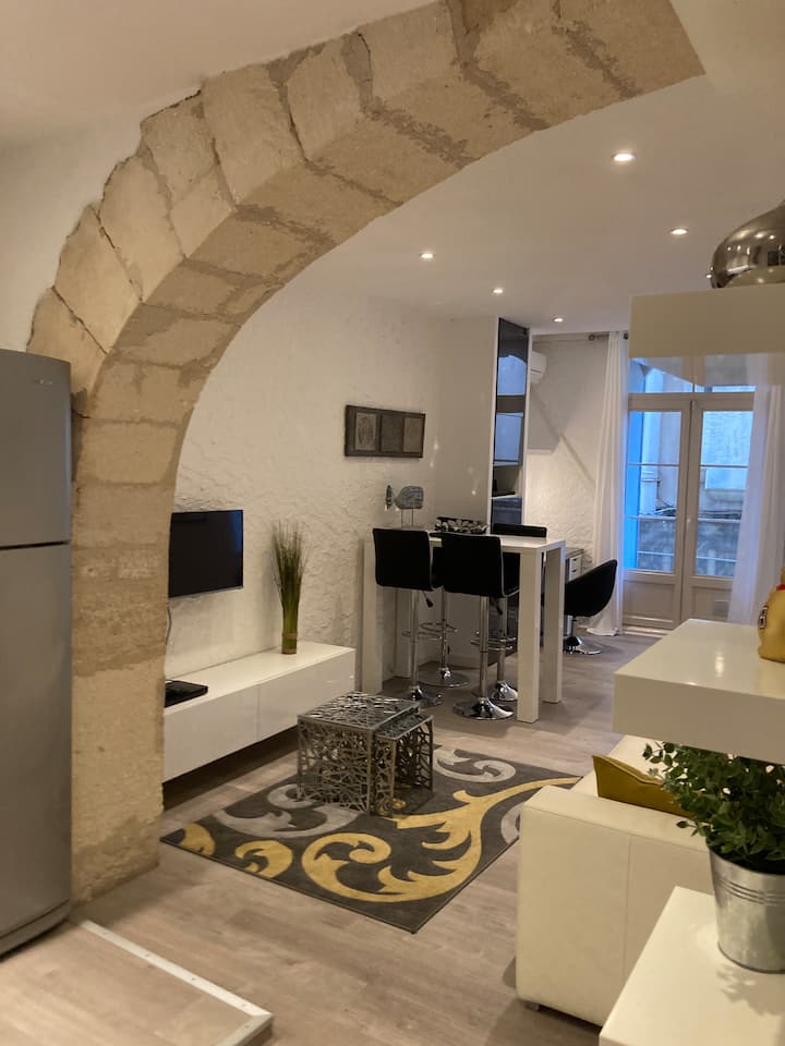 Exklusives 2-zimmer Apartment Im Ecusson Viertel - Montpellier