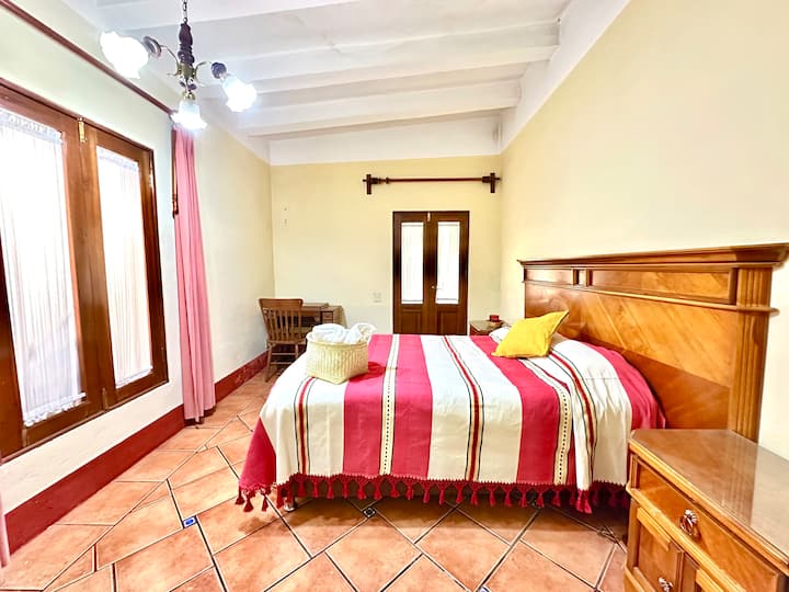 2br Apt For 4 In Historic House Next Zocalo Oaxaca - Oaxaca