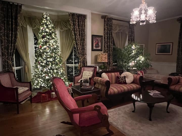 Château De Foi*, Le Jardin - Wellsboro, PA