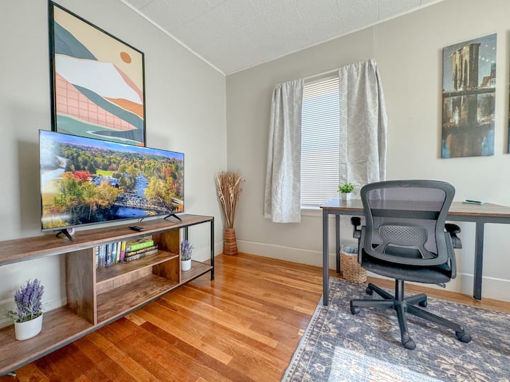 New - Mins To Manchester - Nashua - 1st Floor - - Hudson, NH