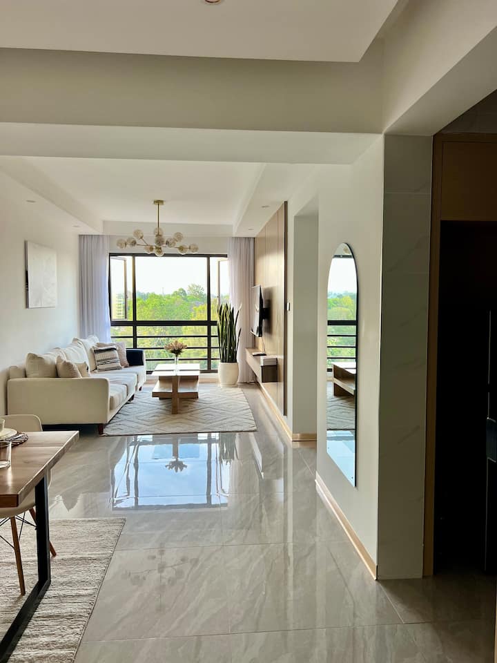 Modern -Chic Spacious 1bd Apt - Nairobi