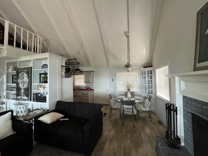 The Lofty Cabin At Pettit Bay - Keys, OK