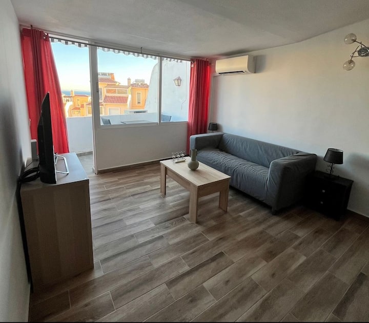 Appartement Simple Et Chaleureux - Estepona