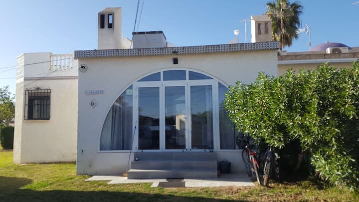House In Playa Flamenca With Large Rooftop - La Zenia