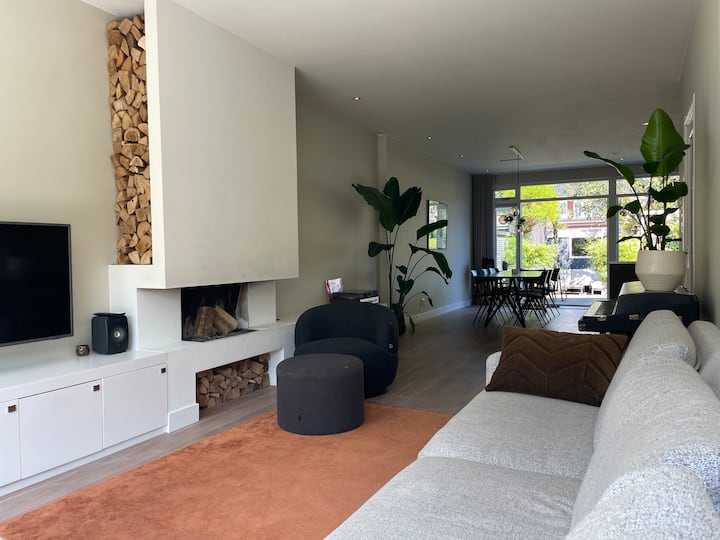 Family House With Free Parking - Amsterdam