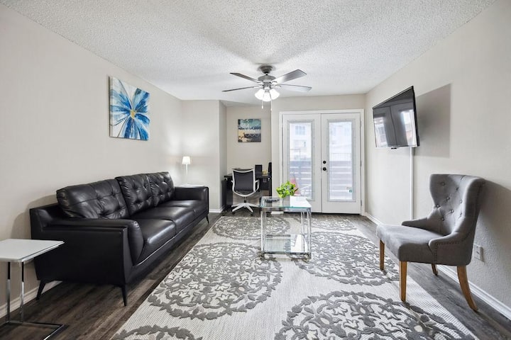 I041  New 2bd Apt | Pool | Dfw South 183/161 - Irving, TX