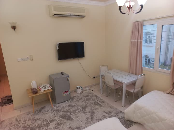 10 Mins Walk From The Beach! - Muscat