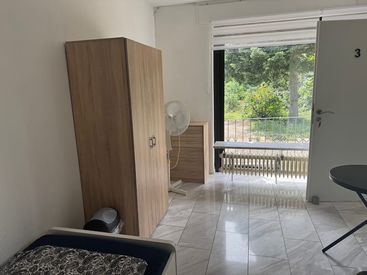 Gemütliche Ferienwohnung/monteurzimmer Nähe Köln - Cologne