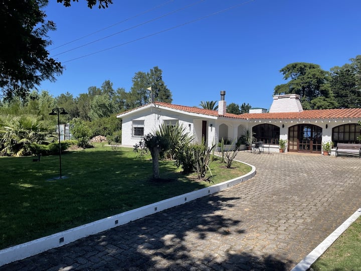Hermosa Casa De Campo Con Piscina Climatizada - San Carlos