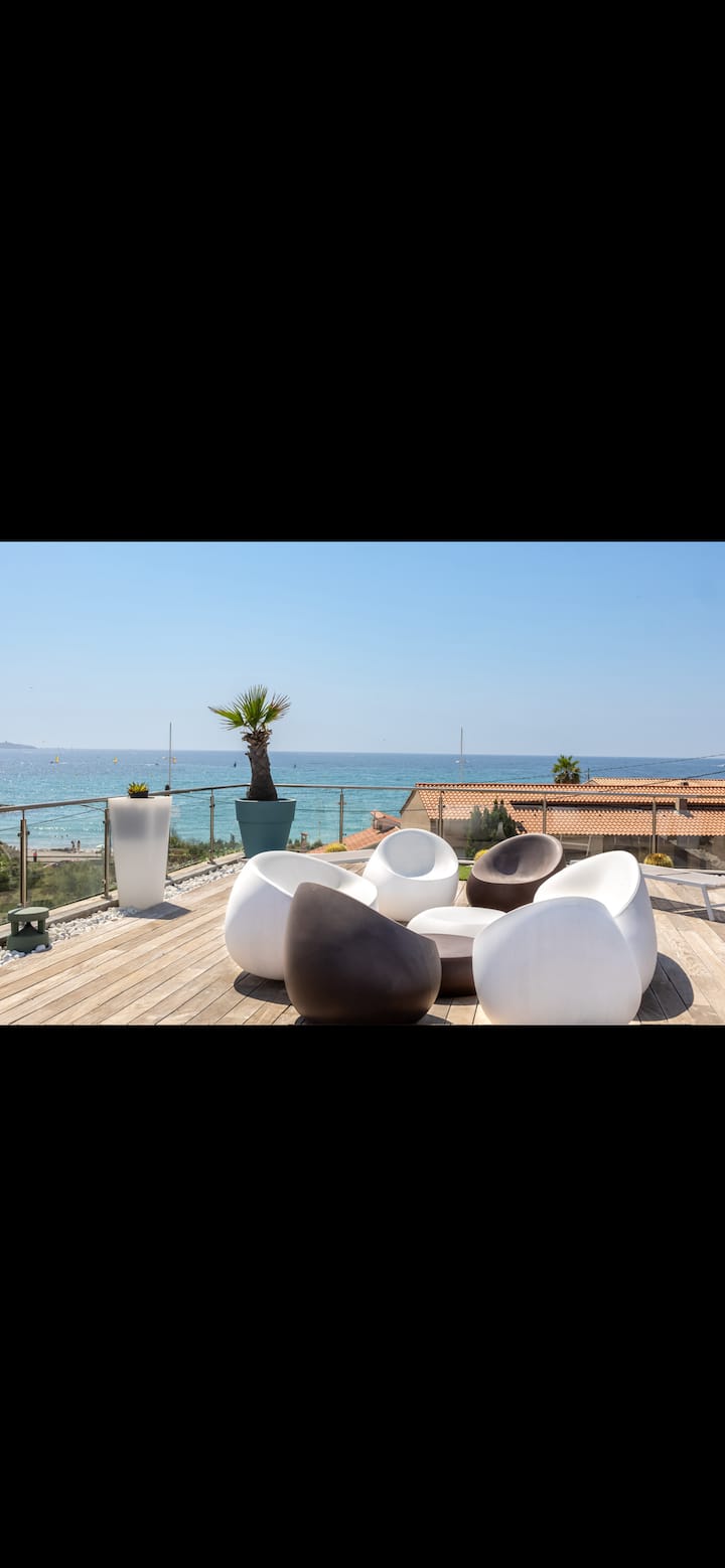 Rooftop, Playa Bord De L Eau - Six-Fours-les-Plages