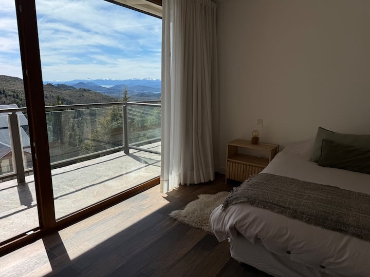 Relajate Con Increíble Vista Al Cerro Y Al Lago - Chile