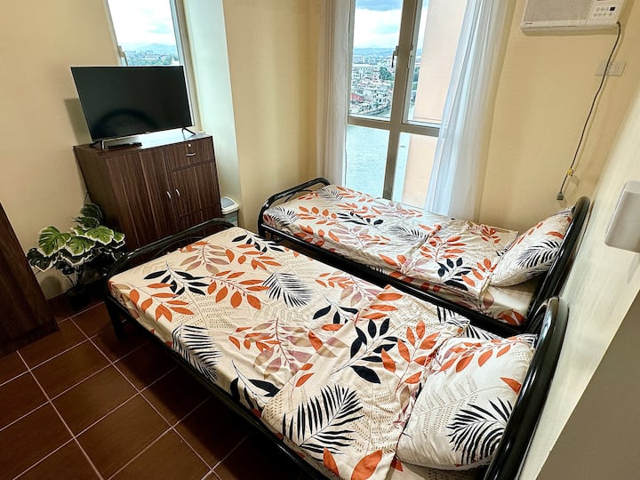 Lovely And Cozy 3 Bedroom W/ Bal - Taytay