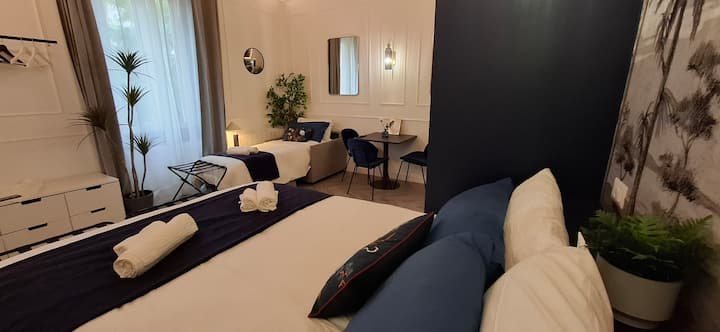 2/3 Bed Places-luxury -Navigli- Milano - Milan