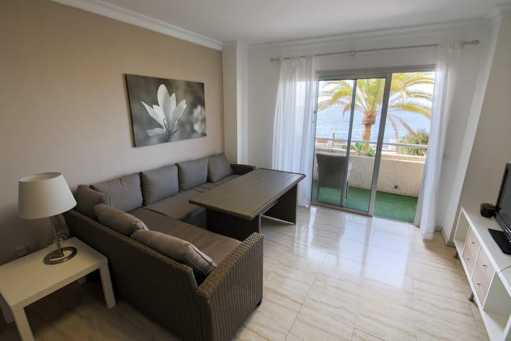 The Ocean Right At Your Doorstep - Santa Cruz de Tenerife