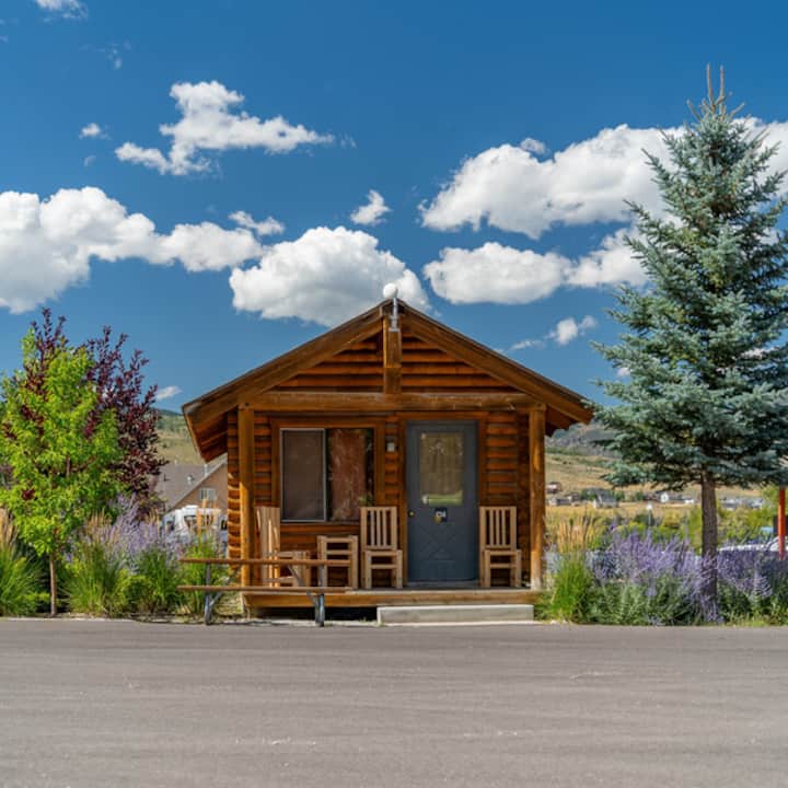 Log Cabin In Garden City, Utah - Garden, UT