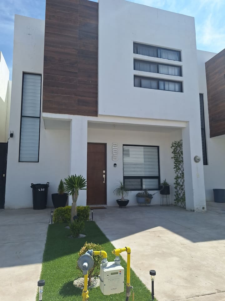 Residencial Hierro - トレオン