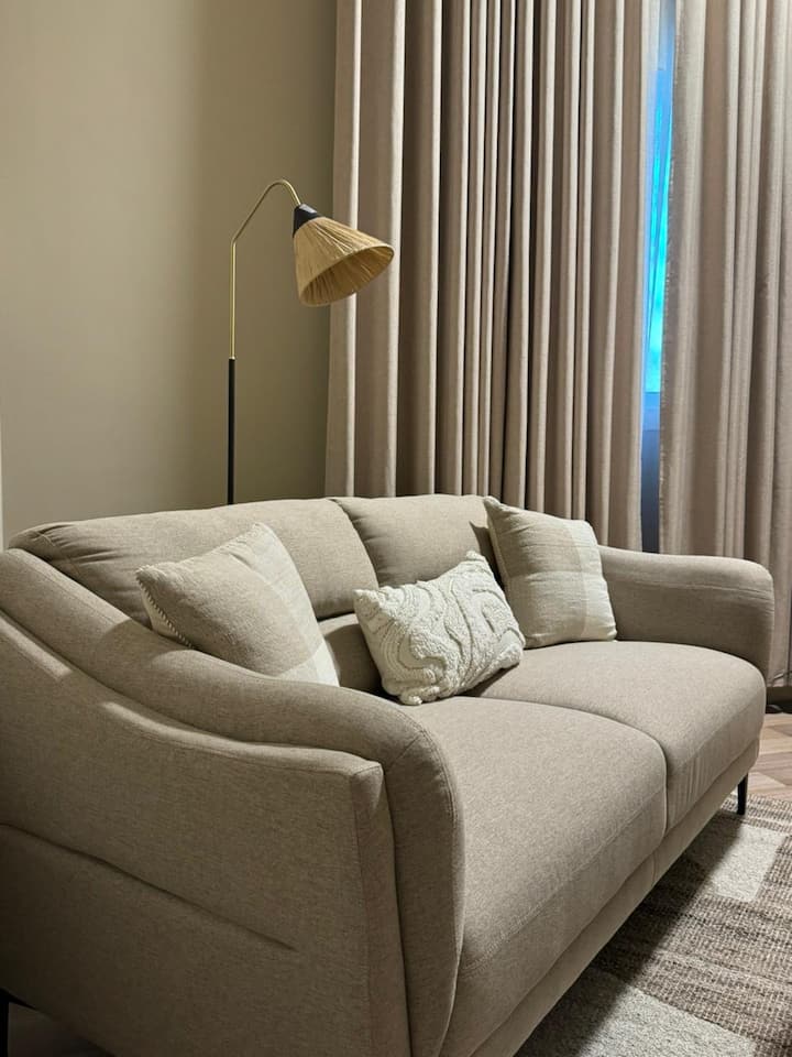 غرفه بحمام / دخول ذكي - Medina