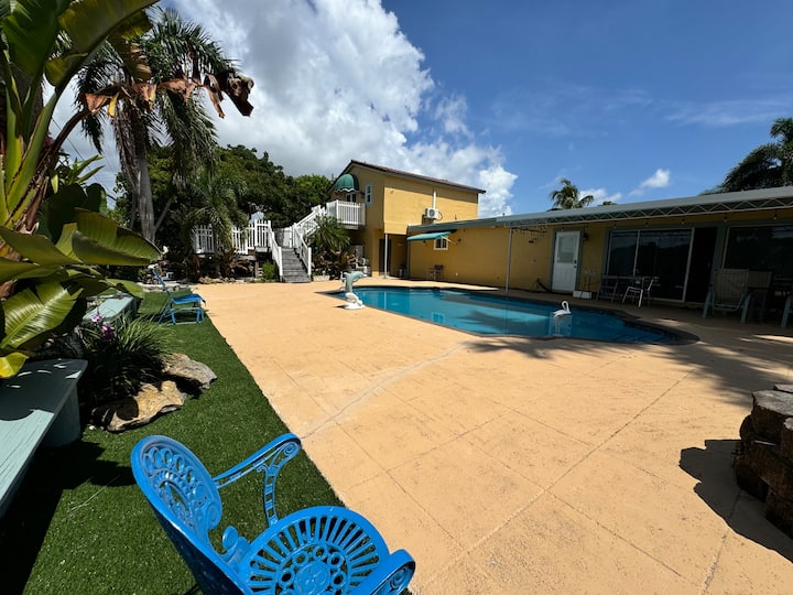 Cozy Resort Style Studio W/ Pool - Juno Beach, FL