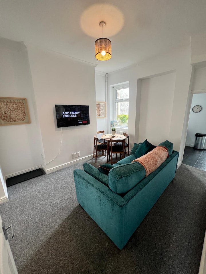 "Oh My Christ!" It's A 4-bed Barry Beauty! - Barry