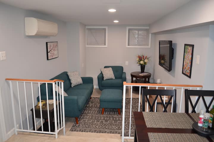 2 Bdr Apt In Admo/dupont Circle - Georgetown, DC