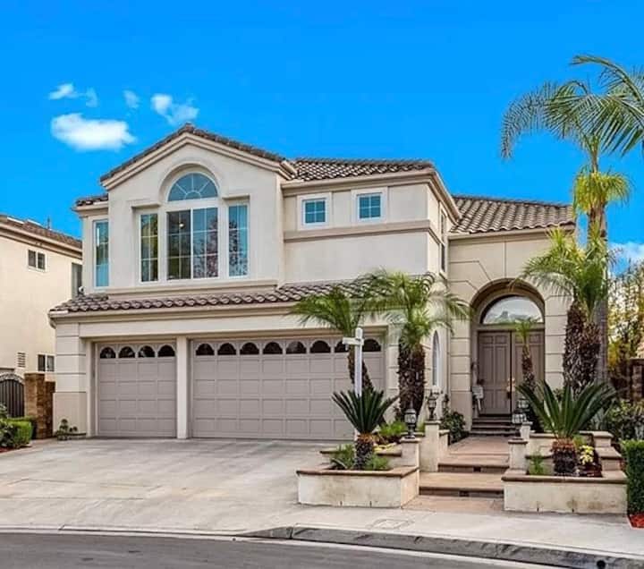 Private Room And Private Access - Orange County, CA