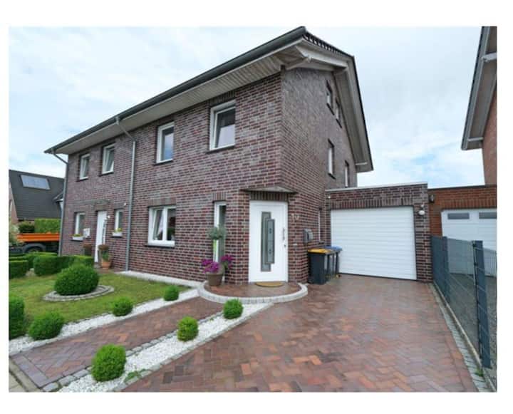 Cozy & Convenient Room In A Family House - Münster