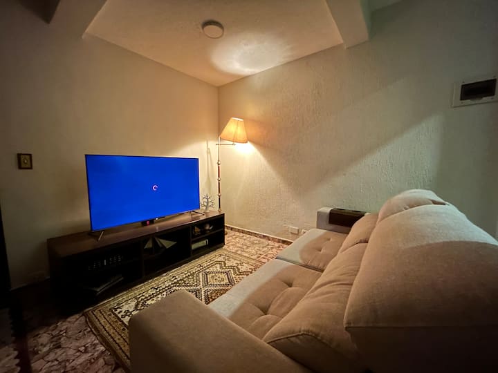 Quarto, Banheiro E Sala Em São Roque (Sp) - São Roque