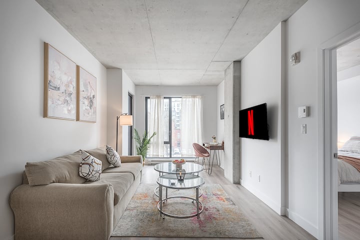 2br - Square Victoria - Lasalle