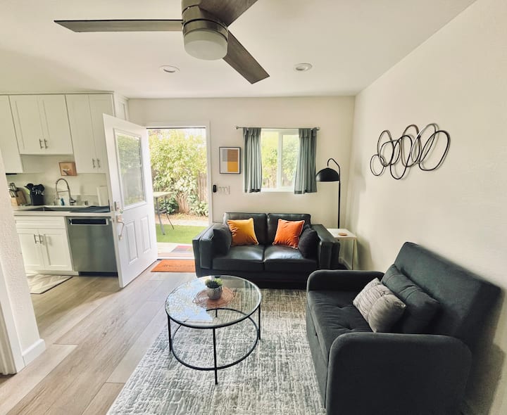 Modern & Private Guesthouse In Scripps Ranch - Santee, CA