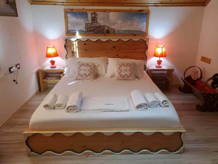 Aria Guesthouse 1 - Gjirokaster