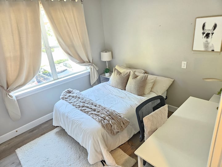 Cozy Private Room - Mission Viejo, CA
