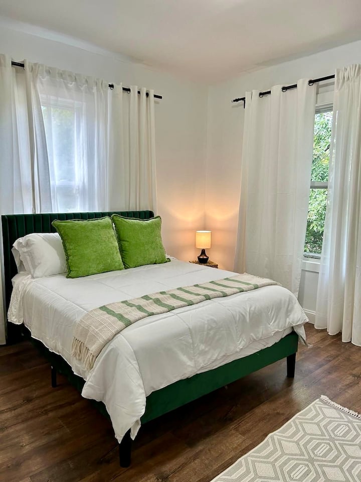 Sweet Escape ~ Modern Luxury - Near Nyc & Ewr - Newark, NJ