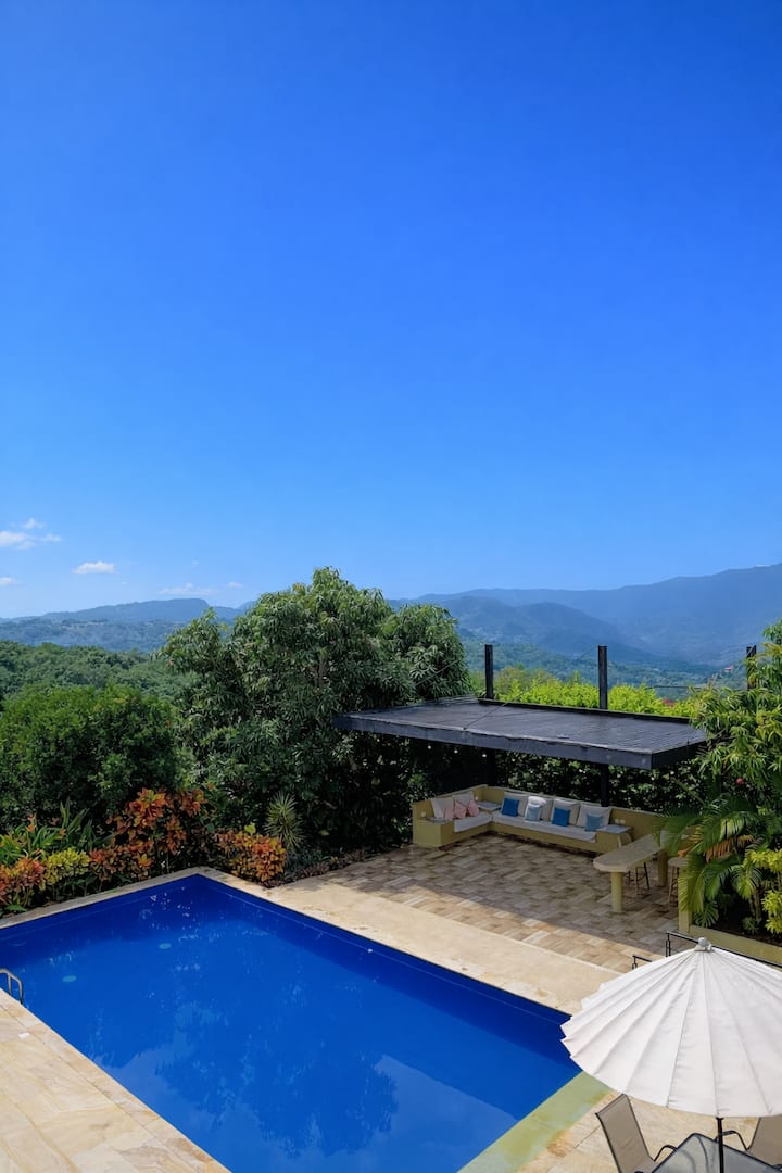 Casa Familiar: Piscina Privada | Bbq | 2 Niveles - Anapoima