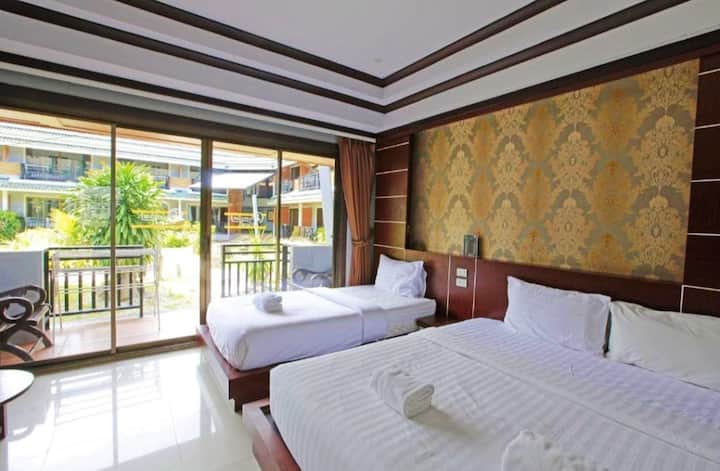 Room For 3 Person Phi Phi Island - Ko Phi Phi Don