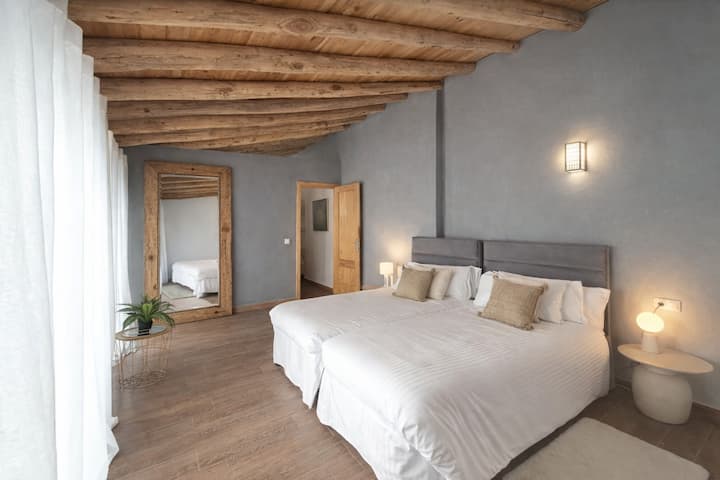 Noctua Estepona Old Town 025 - Estepona