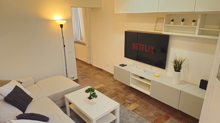 Cozy Modern Apartment With Terrace • Pantheon - ローマ