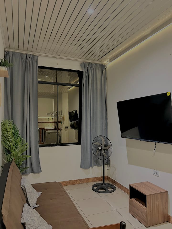 Departamento Céntrico Con A/c | 3 Habitaciones - Iquitos