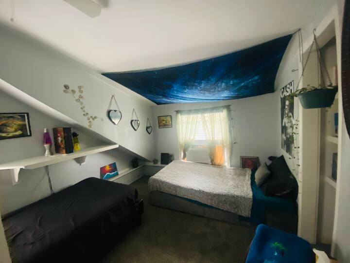 The Teets Bnb Shared Room~bed 2 - Dearborn