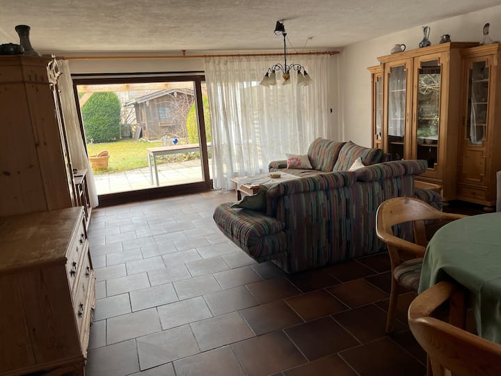 Gemütliches Haus Mit Privatem Garten - Taufkirchen