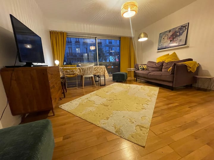 Appartement 2 Chambres + Balcon, Proche Montmartre - Paris