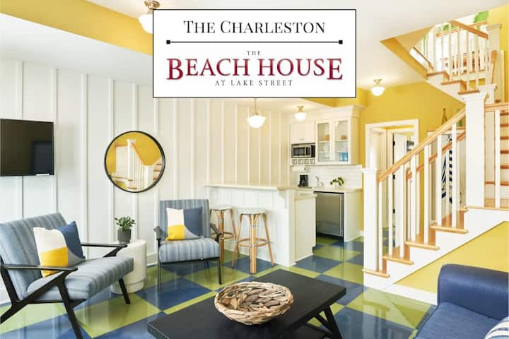 3br Boutique Suite Sleeps 10 | Pool, Hot Tub, Golf - Holland, MI