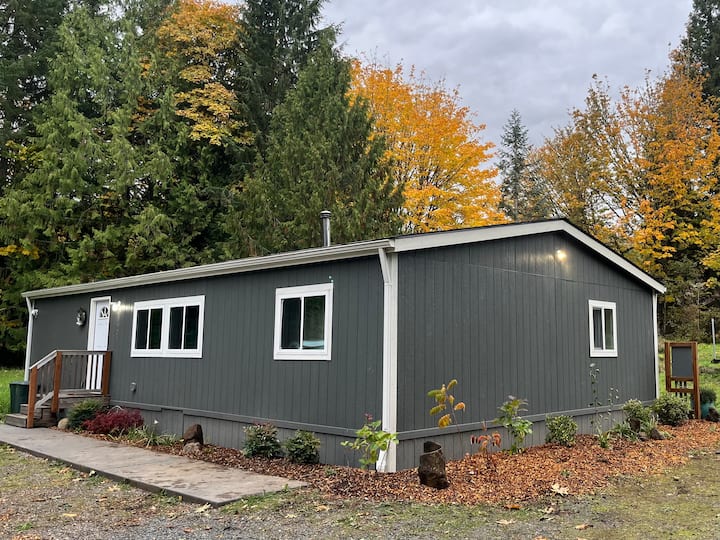 The Annex Mountain Retreat - 3 Bedrooms On 7 Acres - Lake Marcel, WA