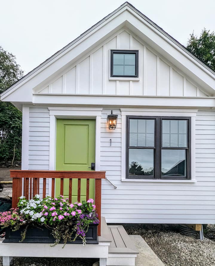 Weathervane Cottage #7 - Rhode Island